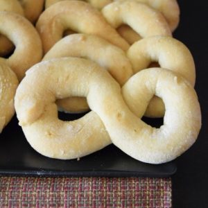 Kringla Recipe for Traditional Norwegian Cookies