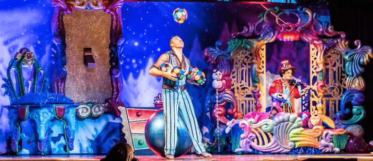 40 Best Experience Gifts for Families This Christmas + How to Wrap Them