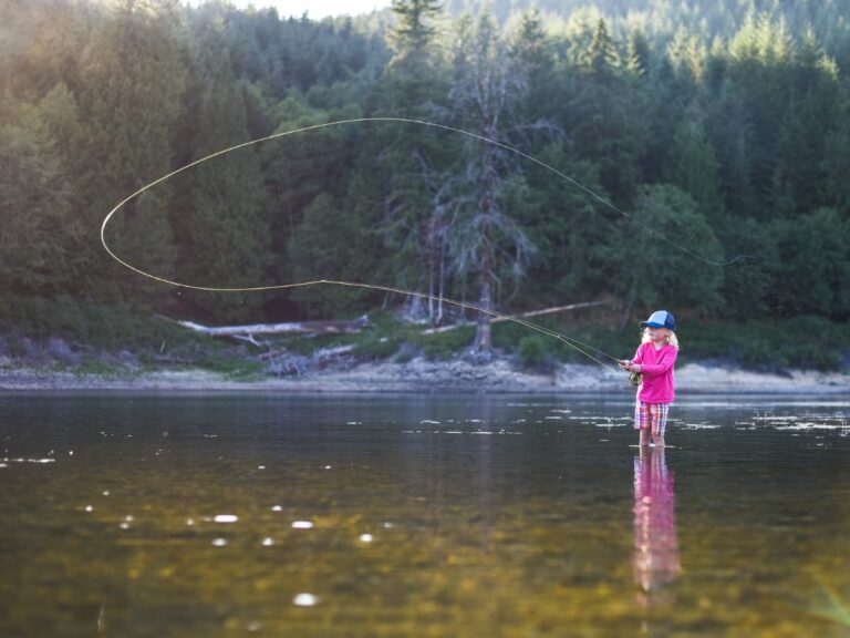7 Great Family Fly Fishing Destinations in the US to Take the Kids