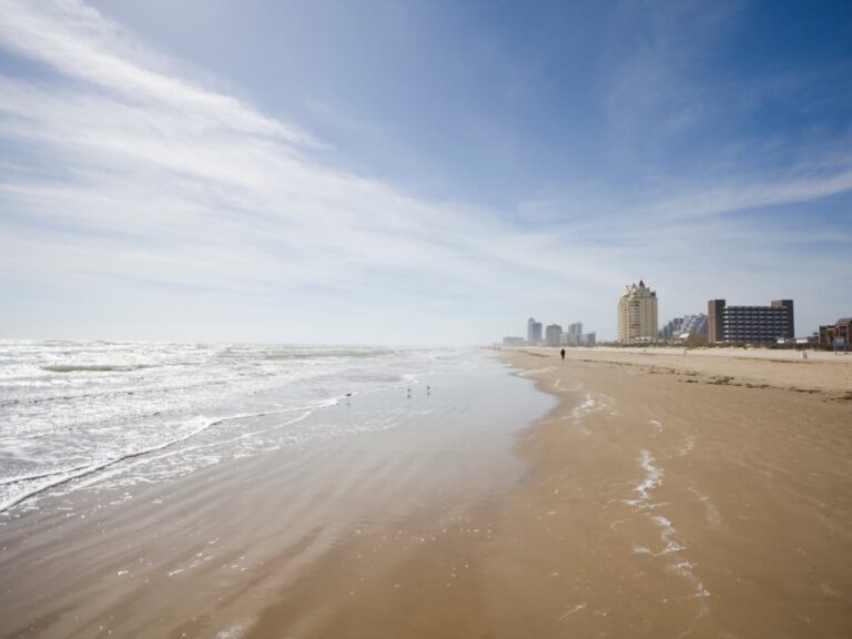7 Best Beaches in Texas for Families