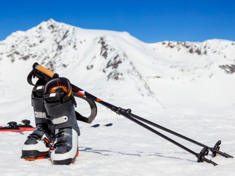 What to Wear on a Ski Trip - Ultimate Ski Packing List