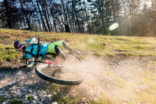 5 Crash Recovery Tips To Follow After a Mountain Bike Accident