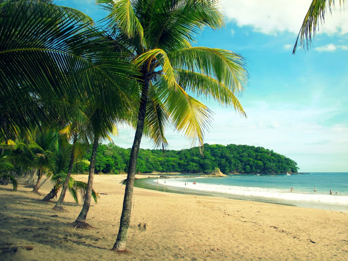Unlock the Magic of Costa Rica: Discover the Best Time to Fly to Paradise