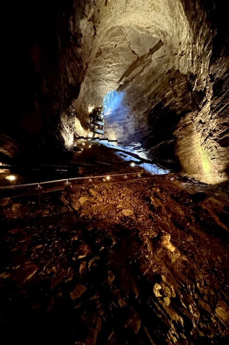 From Darkness to Adventure: Exploring Best 6 Caves near Springfield MO