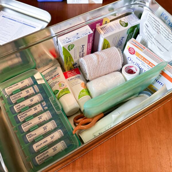 42 Best Things to Bring to College + Dorm Packing Checklist