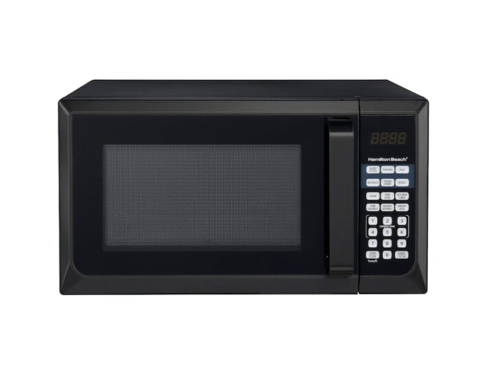 42 Best Things to Bring to College + Dorm Packing Checklist