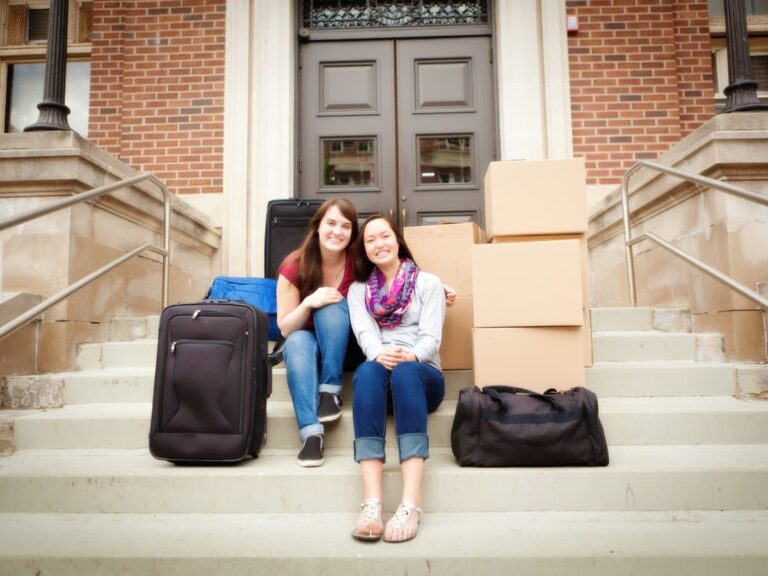 How to Pack for College - 15 Dos and Don'ts for Your Freshman