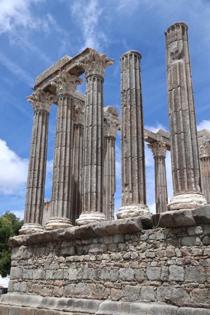 Discover Portugal's Great Outdoors: Family Activities for Every Season