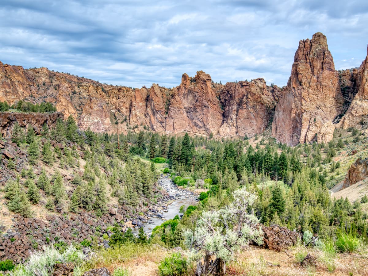 Exploring The Seven Natural Wonders of Oregon as a Family
